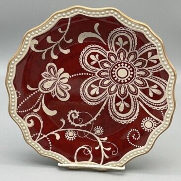 Pier 1 | Dining | 4 Salad Plates By Pier Maribeth Scalloped Ironstone ...